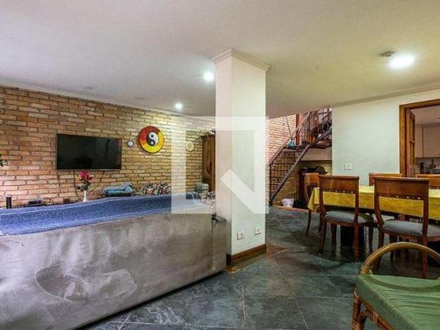 Casa à Venda Sumaré, 3 Quartos, 165 m² São Paulo
