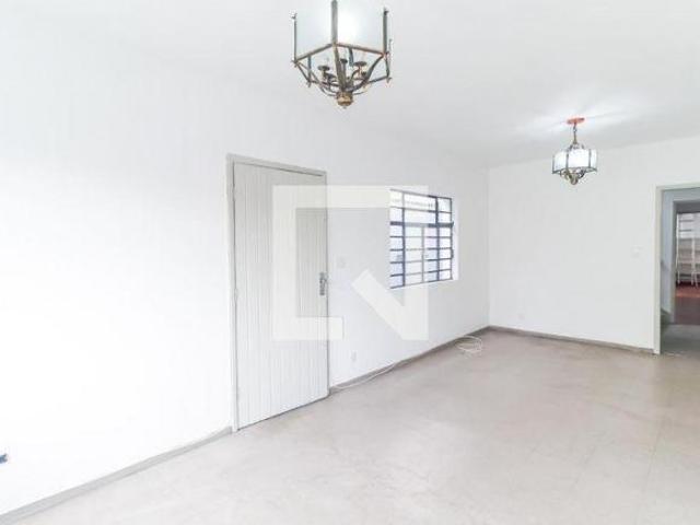 Casa à Venda Sumaré, 3 Quartos, 168 m² São Paulo