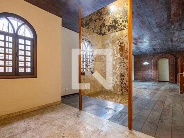 Casa à Venda Sumaré, 3 Quartos, 171 m² São Paulo
