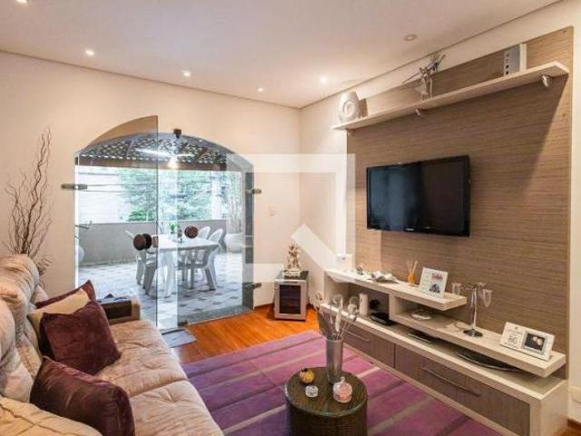 Casa à Venda Sumaré, 3 Quartos, 210 m² São Paulo