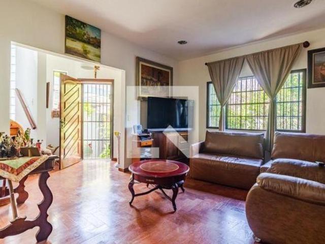 Casa à Venda Sumaré, 3 Quartos, 220 m² São Paulo