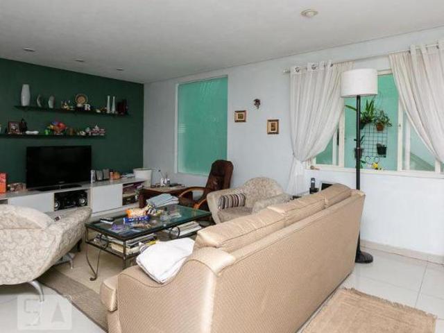Casa à Venda Sumaré, 3 Quartos, 220 m² São Paulo
