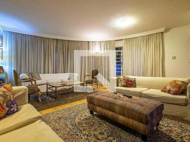 Casa à Venda Sumaré, 3 Quartos, 280 m² São Paulo