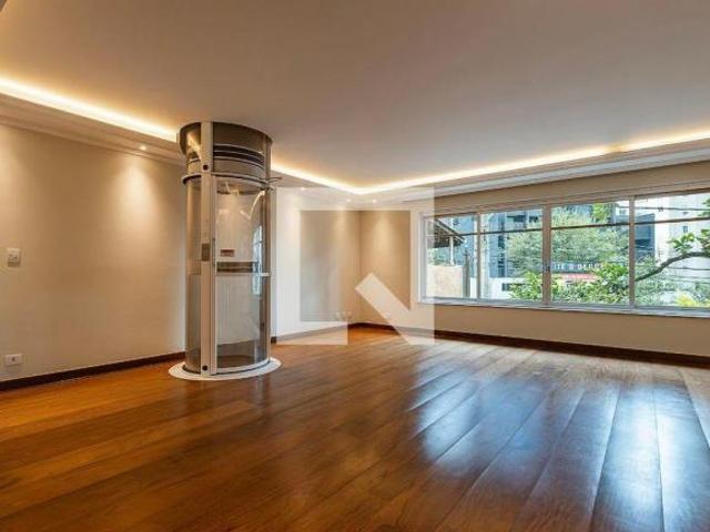 Casa à Venda Sumaré, 3 Quartos, 371 m2