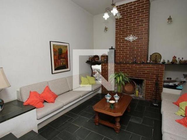 Casa à Venda Sumaré, 5 Quartos, 300 m² São Paulo