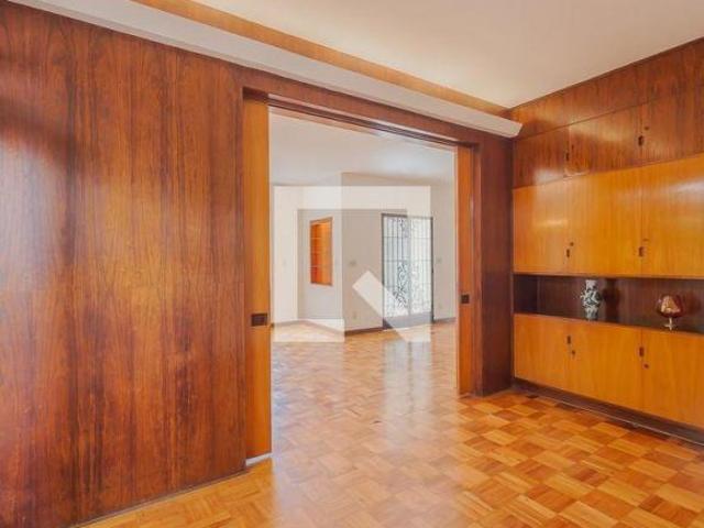 Casa à Venda Sumaré, 6 Quartos, 232 m2