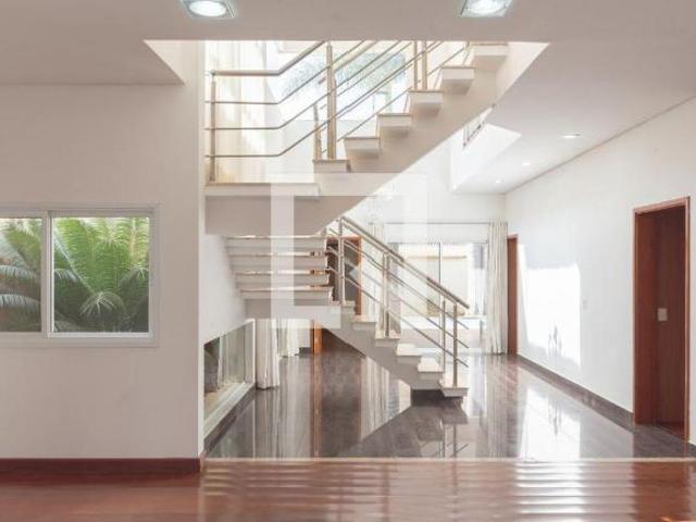 Casa à Venda Swiss Park, 4 Quartos, 265 m2