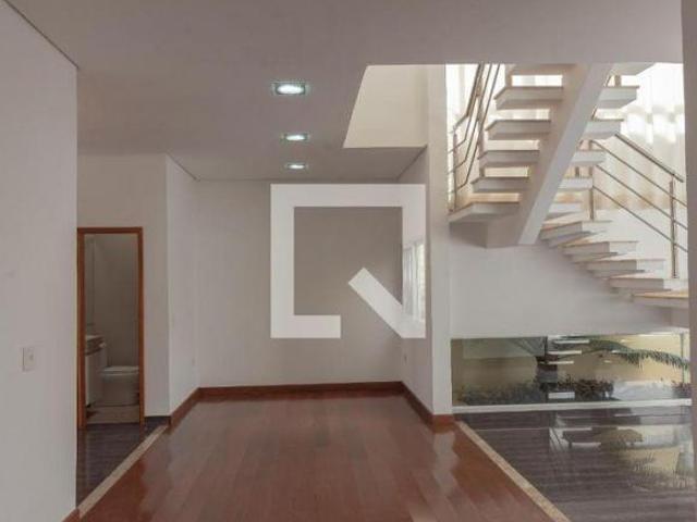 Casa à Venda Swiss Park, 4 Quartos, 265 m² Campinas