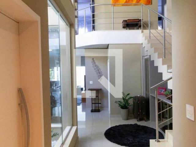Casa à Venda Swiss Park, 4 Quartos, 270 m2