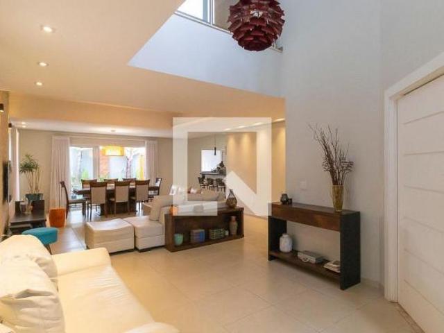 Casa à Venda Swiss Park, 4 Quartos, 322 m2