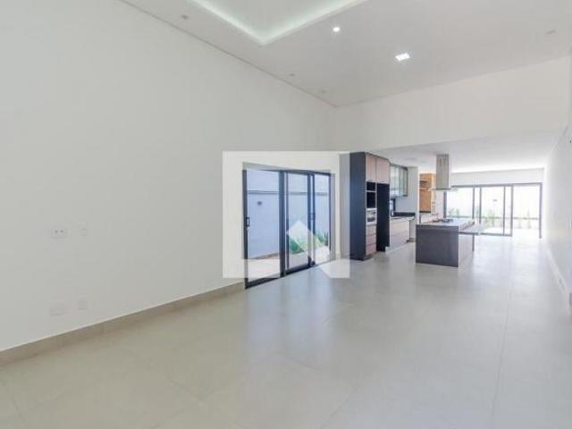 Casa à Venda Swiss Park, 3 Quartos, 205 m2