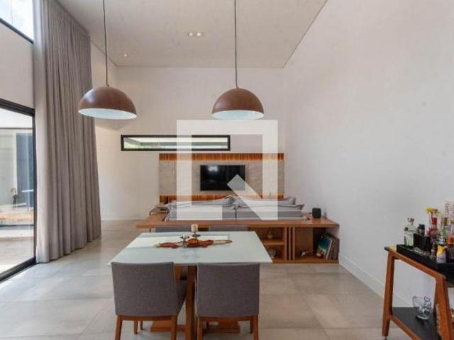 Casa à Venda Swiss Park, 3 Quartos, 200 m2