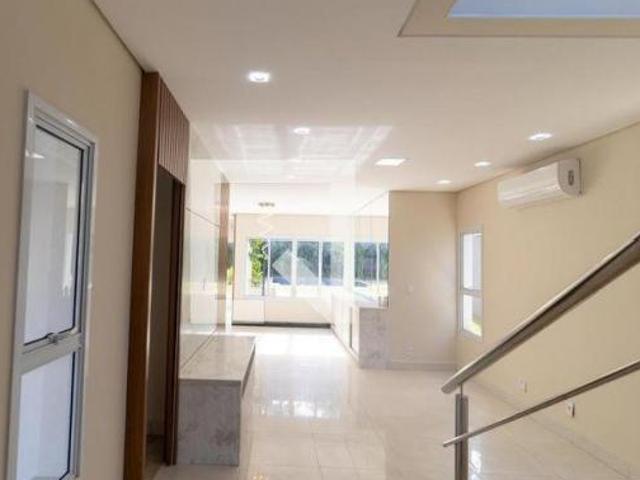 Casa à Venda Swiss Park, 3 Quartos, 270 m² Campinas