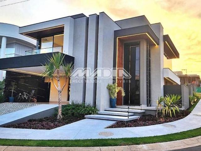 Casa à venda Swiss Park em Campinas com 3 suítes