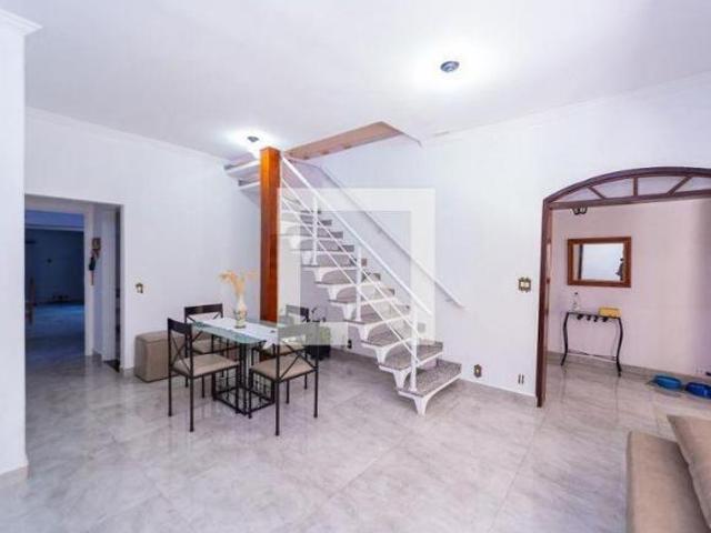 Casa à Venda Ponte Rasa, 5 Quartos, 250 m² São Paulo
