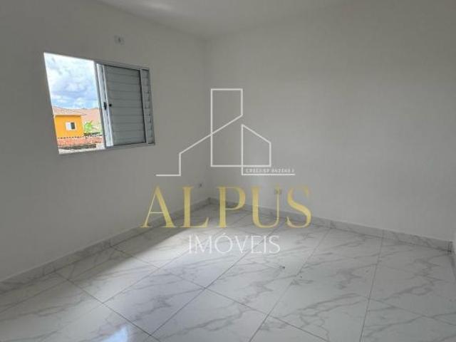 Casa à venda por R$ 240.000,00 Jardim Melvi Praia Grande/SP