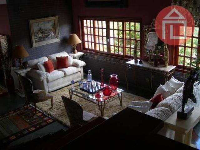Casa à venda por R$ 4.500.000,00 Condomínio Village de Santa Helena Bragança Paulista/SP