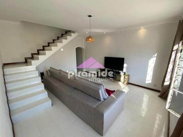Casa à venda, por R$680.000,00 no Monte Castelo, São José dos Campos, SP