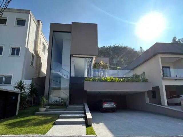 Casa a venda por R$ 6.000.000,00 em Alphaville SP