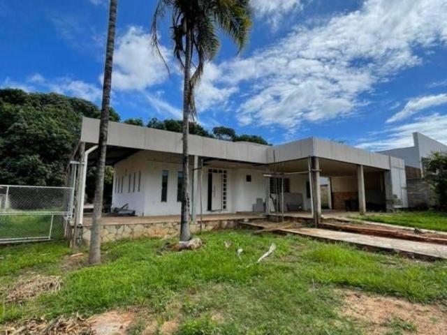 Casa à venda por R$ 750.000,00 Setor de Habitações Individuais Sul Brasília/DF