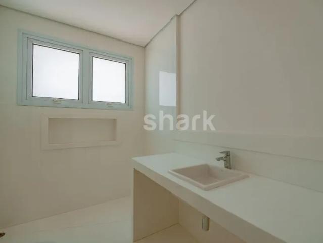 Casa a Venda por R$ 8.100.000,00 em Jardim Guedala, São Paulo