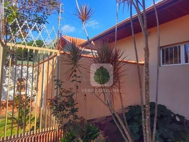 Casa à venda por R$ 900.000 Centro São Bento do Sapucaí/SP