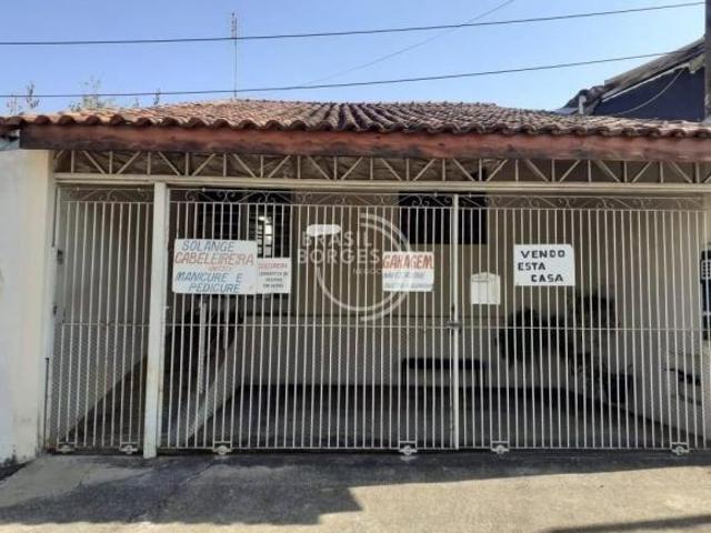 Casa à Venda por 350 Mil com Amplo Terreno, Estrutura Nova e Potencial para 3 Dormitórios