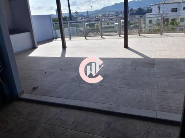 CASA Á VENDA PORTA DO CÉU Localização excelente !