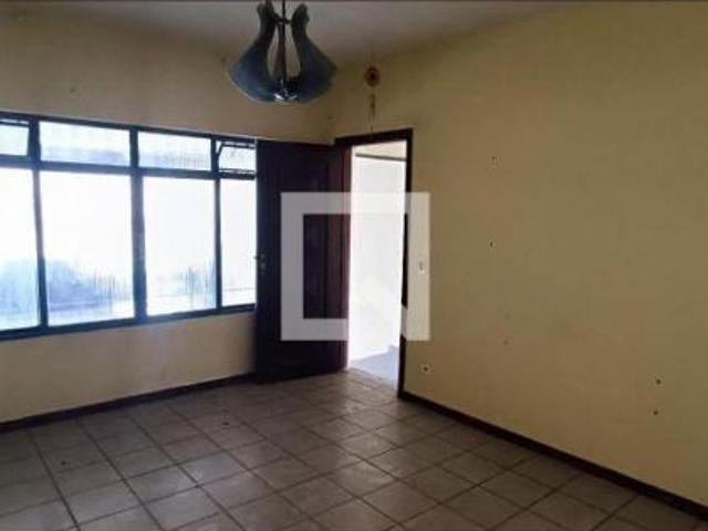 Casa à Venda Portal do Morumbi, 3 Quartos, 150 m2