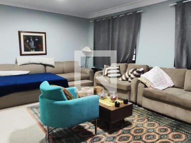 Casa à Venda Portal do Morumbi, 3 Quartos, 250 m2
