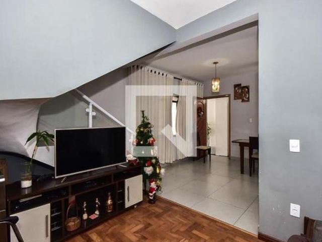 Casa à Venda Portal do Morumbi, 3 Quartos, 320 m2