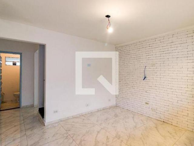 Casa à Venda Portal do Morumbi, 2 Quartos, 120 m2