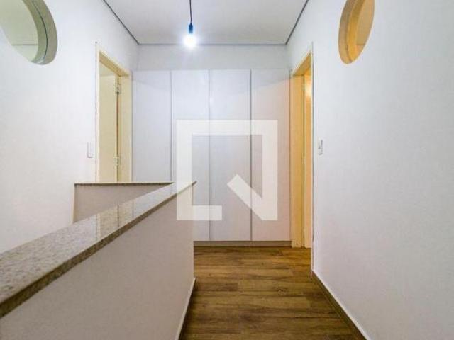 Casa à Venda Portal do Morumbi, 2 Quartos, 120 m2