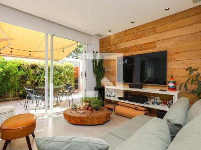 Casa à Venda Portal do Morumbi, 3 Quartos, 137 m² São Paulo