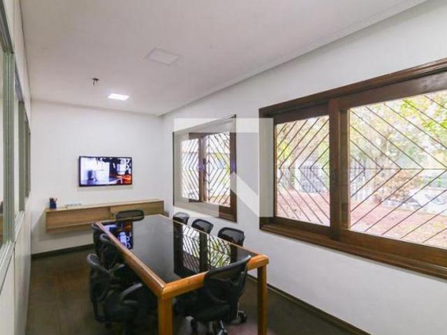 Casa à Venda Portal do Morumbi, 4 Quartos, 1050 m² São Paulo