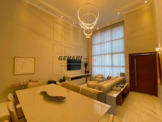 Casa à venda porteiro fechada, com 3 quartos, sendo 1 suíte, no condomínio Residencial Milano, Inda