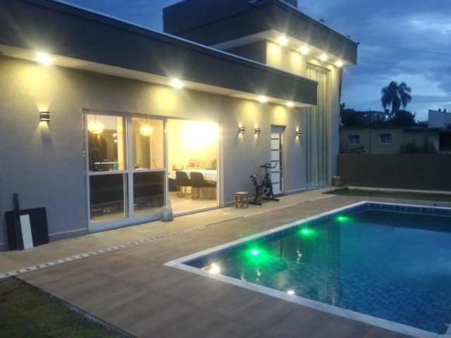 Casa à venda – Porteira fechada | Pronta para morar