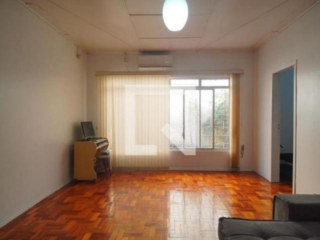 Casa à Venda Pátria Nova, 3 Quartos, 115 m² Novo Hamburgo