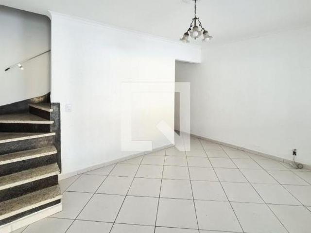 Casa à Venda Paulicéia, 2 Quartos, 108 m2
