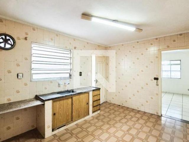 Casa à Venda Paulicéia, 2 Quartos, 125 m2