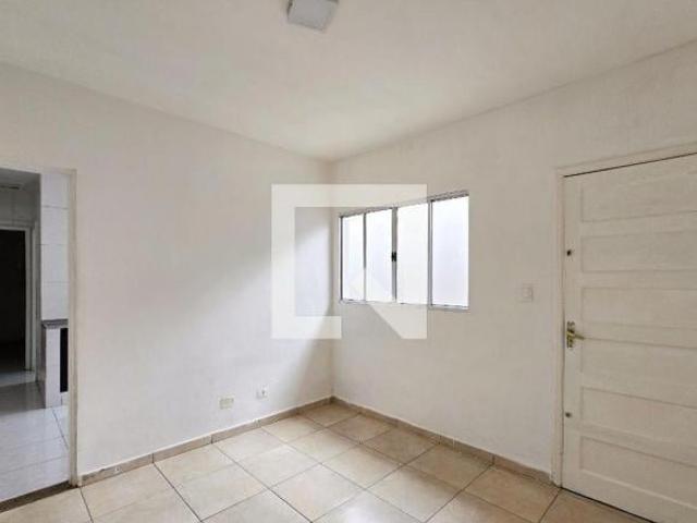 Casa à Venda Paulicéia, 2 Quartos, 128 m2