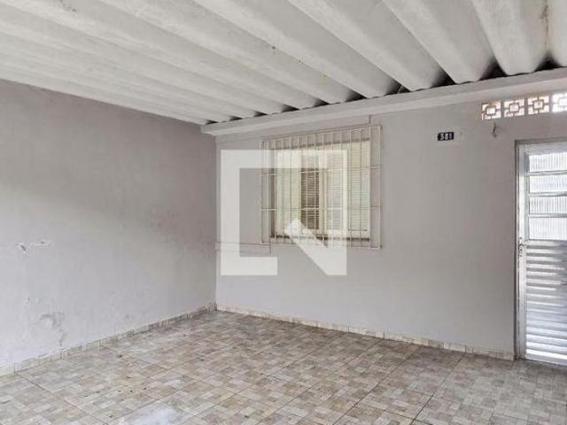 Casa à Venda Paulicéia, 2 Quartos, 128 m2