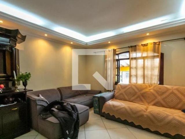 Casa à Venda Paulicéia, 2 Quartos, 150 m2