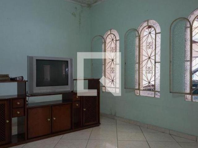 Casa à Venda Paulicéia, 2 Quartos, 150 m2