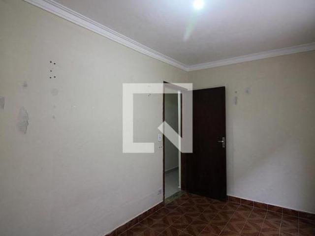 Casa à Venda Paulicéia, 2 Quartos, 150 m2