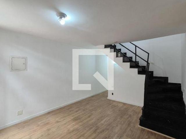 Casa à Venda Paulicéia, 3 Quartos, 126 m2