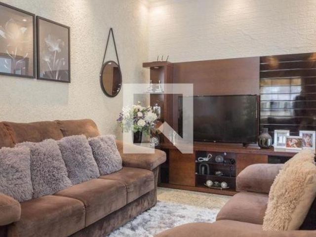Casa à Venda Paulicéia, 3 Quartos, 135 m2