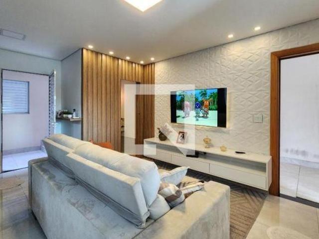 Casa à Venda Paulicéia, 3 Quartos, 150 m2