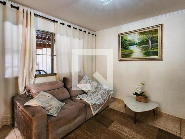 Casa à Venda Paulicéia, 3 Quartos, 270 m2