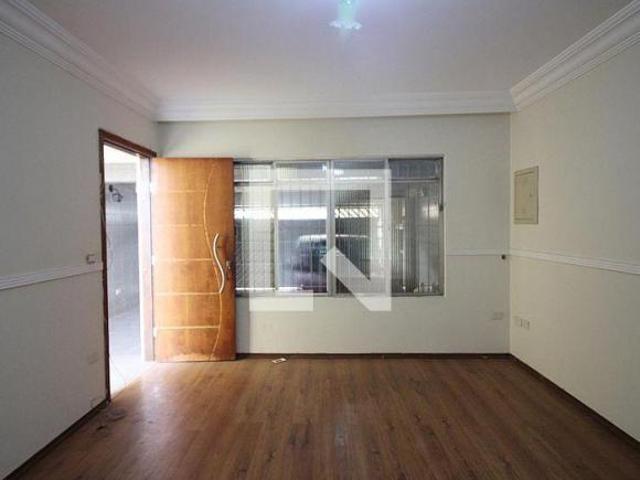 Casa à Venda Paulicéia, 4 Quartos, 180 m2
